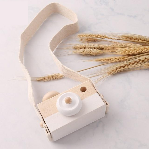 Montessori Wooden Camera – Montessori Australia